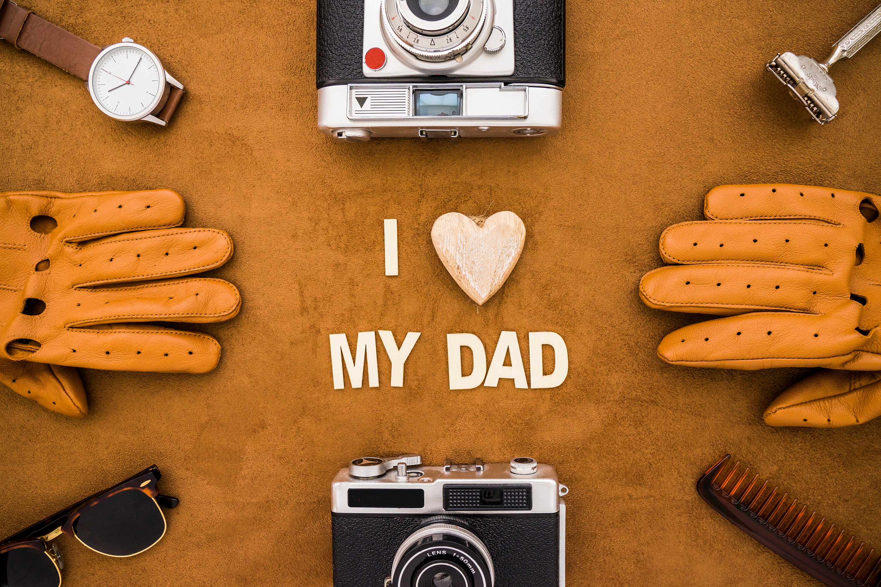 CusGifts- where you can customize the products to make an unique gifts